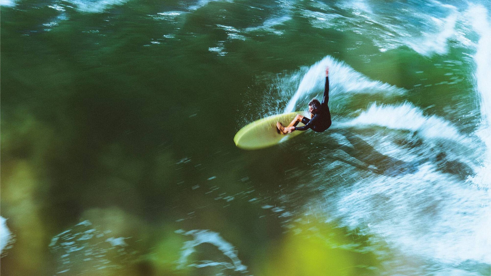 Men's Surfing - Patagonia Australia