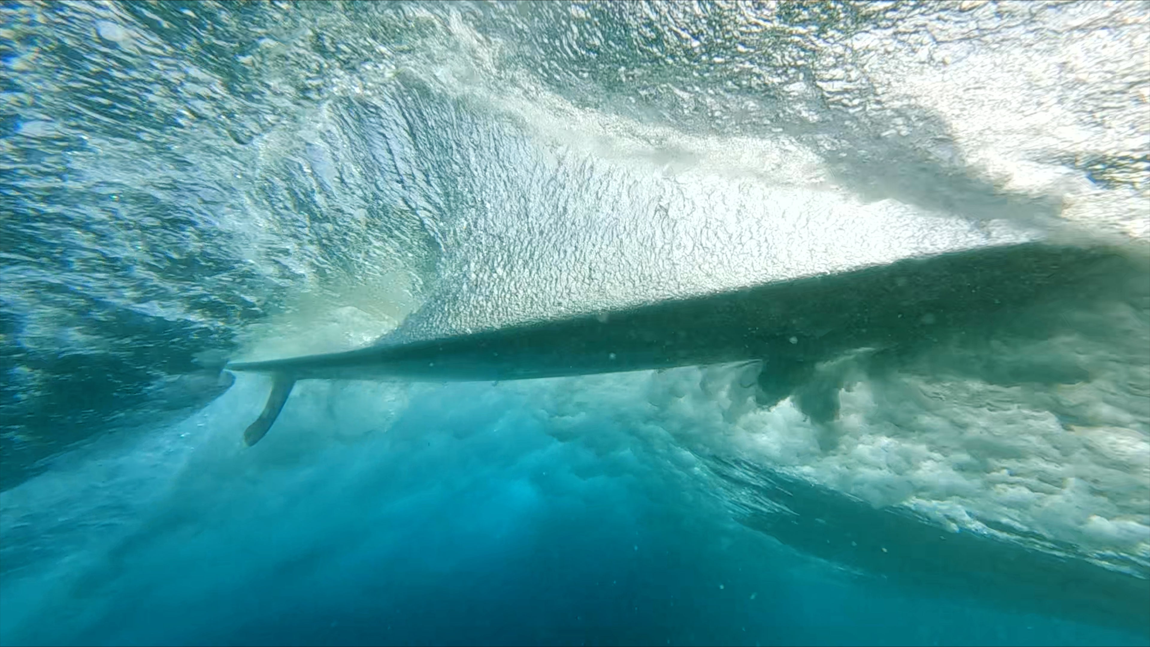 “SUCTION + TENSION = HANG TEN”: LAUREN HILL EXPLORES THE PHYSICS OF NO ...